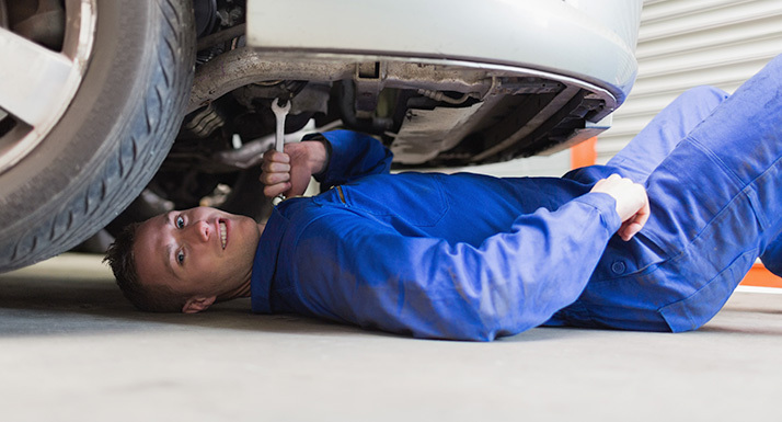 Automotive & Mechanics Workwear Rental & Laundry Service | CLEAN